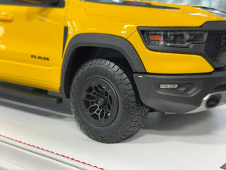 Exclusive 1/18 Dodge Ram TRX [Yellow] Ltd.Edn.40 pcs – dturman.com
