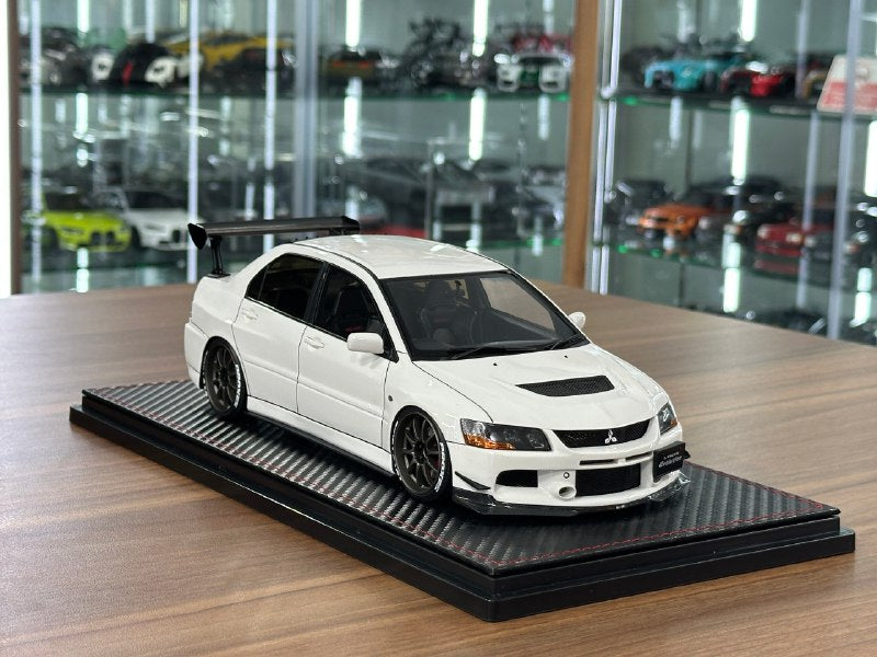 Mitsubishi Lancer Evo IX CT9A White 1/18 Resin Model – dturman.com