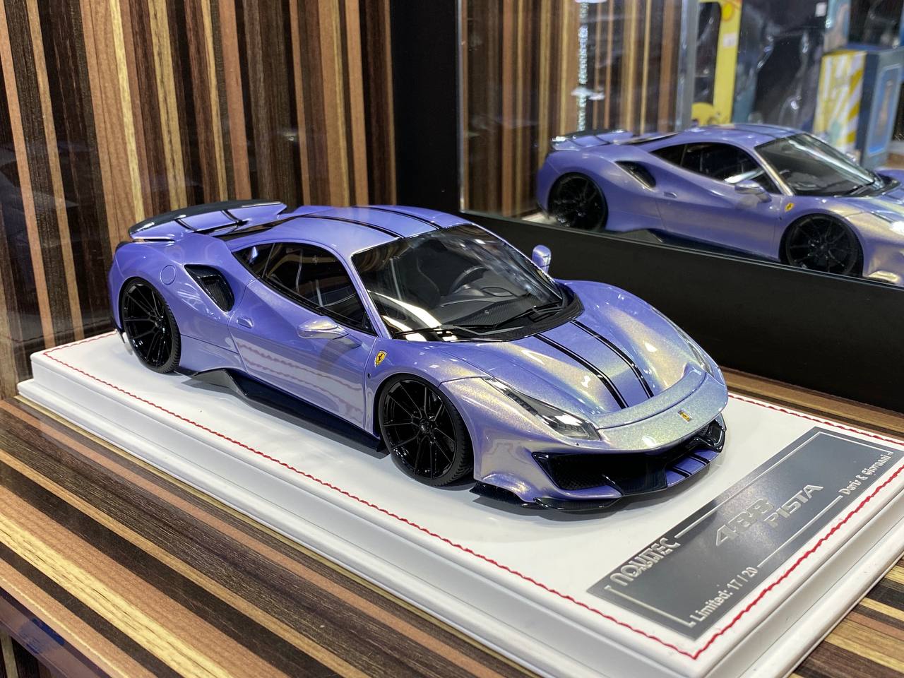 Davis & Giovanni Ferrari 488 PISTA [Fantasy purple |black stripes | Re ...