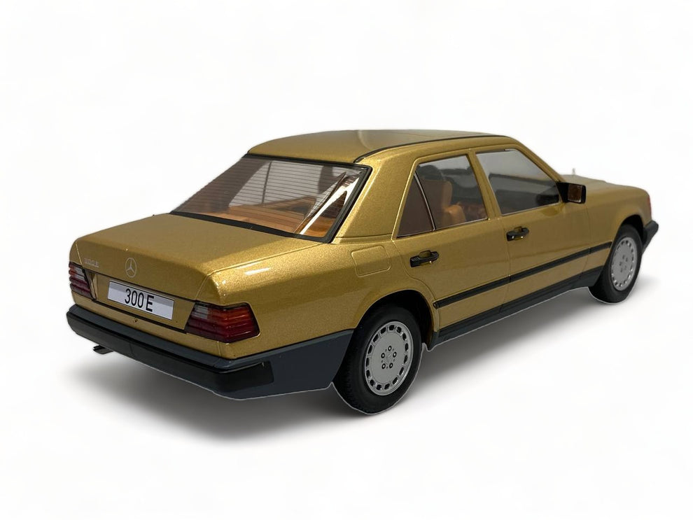 1/18 Modelcar group Mercedes benz E- CLASS 300 E W124 GOLD Model Car ...