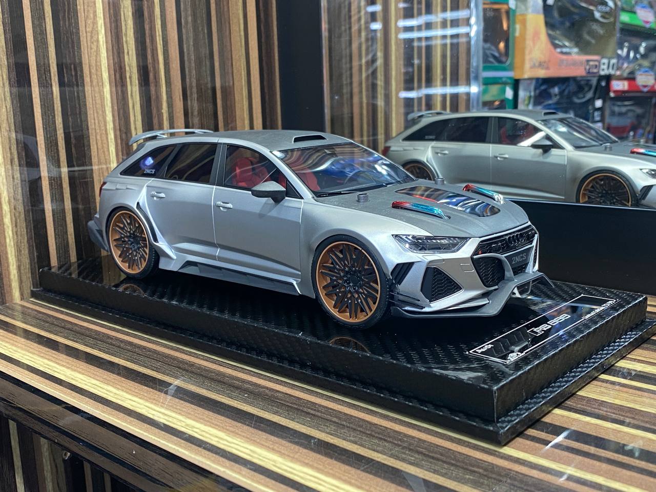 VIP Models Audi RS 666 - Silver Grey (1/18 Scale) – dturman.com