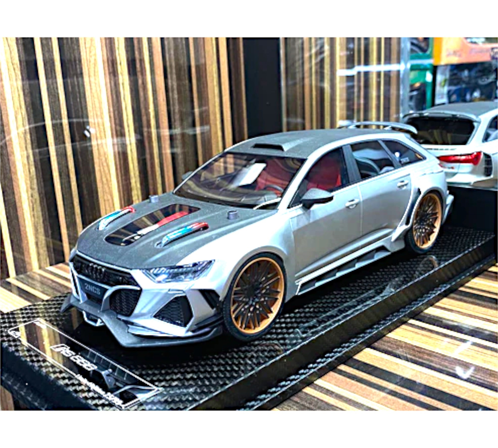 VIP Models Audi RS 666 - Silver Grey (1/18 Scale) – dturman.com