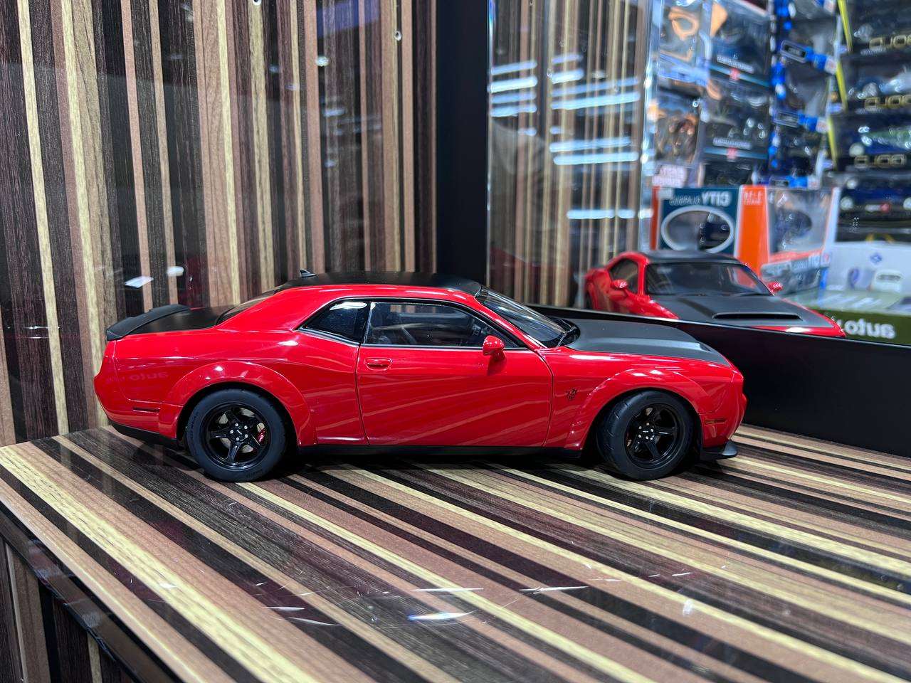 1/18 Diecast Dodge Challenger SRT Demon Red AutoArt Scale Model Car ...