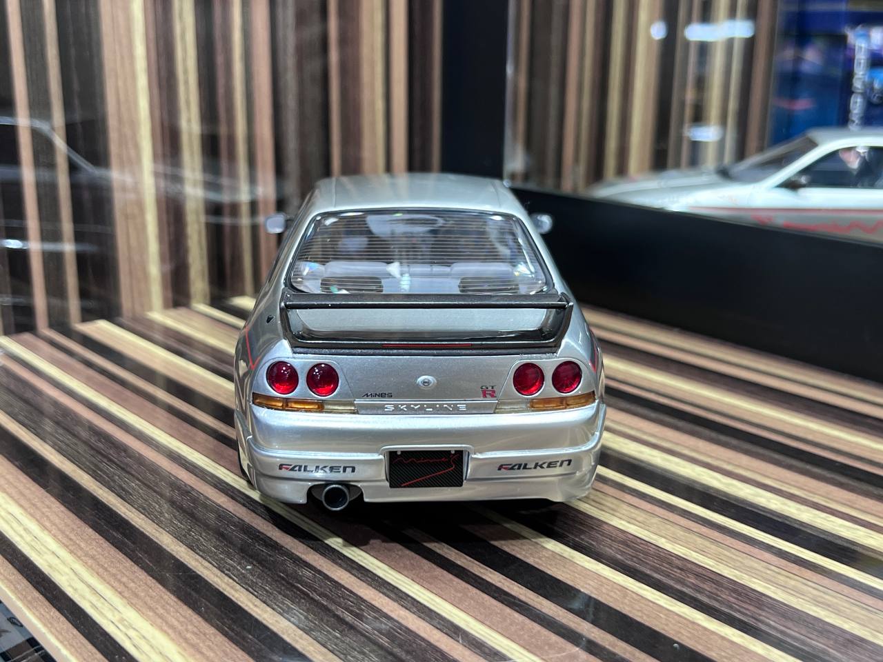 1/18 Nissan Skyline GT-R R33 Mines Silver Model Car by Otto – dturman.com