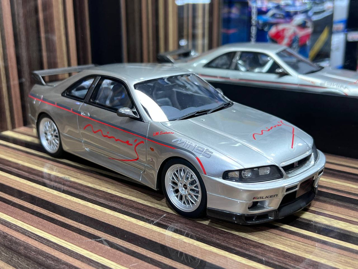 1/18 Nissan Skyline GT-R R33 Mines Silver Model Car by Otto – dturman.com